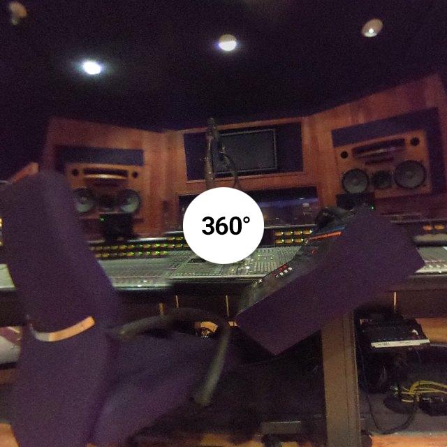 Inside and Prince's amazing studio A ...so many great hit...