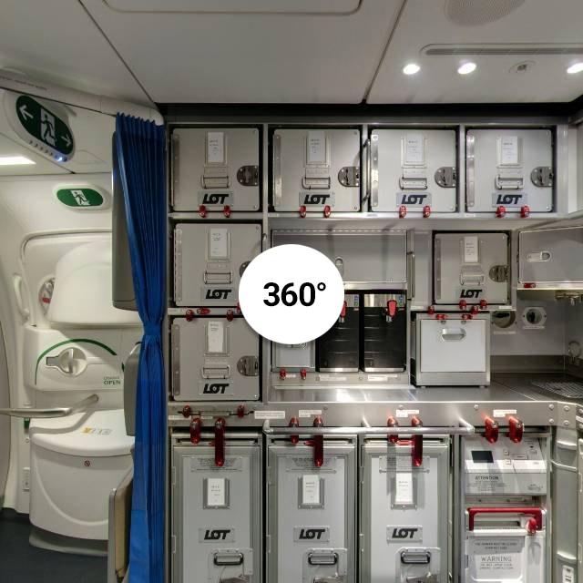 Boeing 787-8 Dreamliner - Rear-fuselage galleys The plane