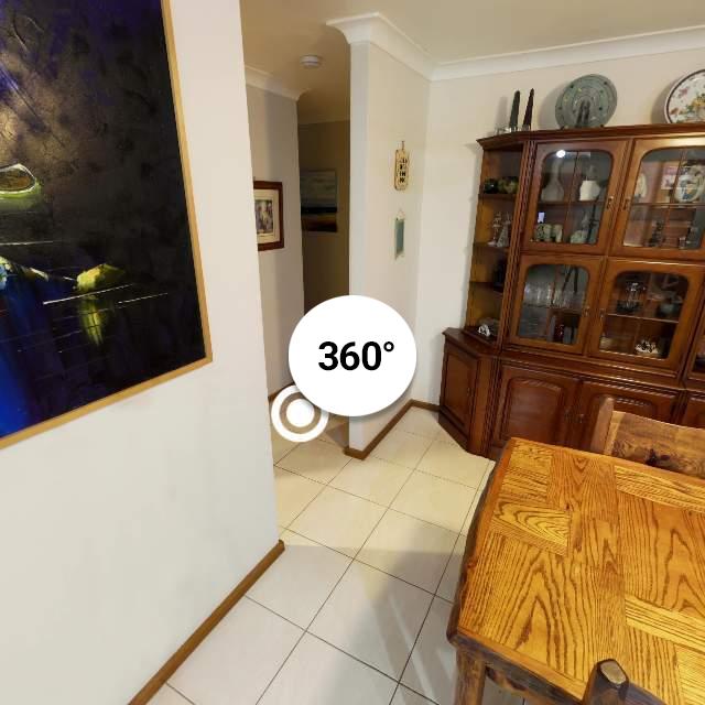 Bellbowrie dining room and kitchen