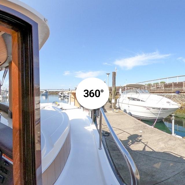 Helm Door R-31 Sedan