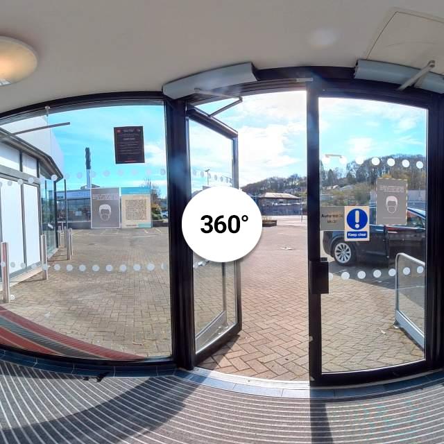 Glazed Entrance Lobby