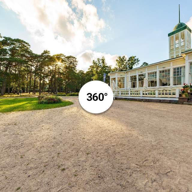 The famous restaurant and beautiful building of Hanko Casino f...