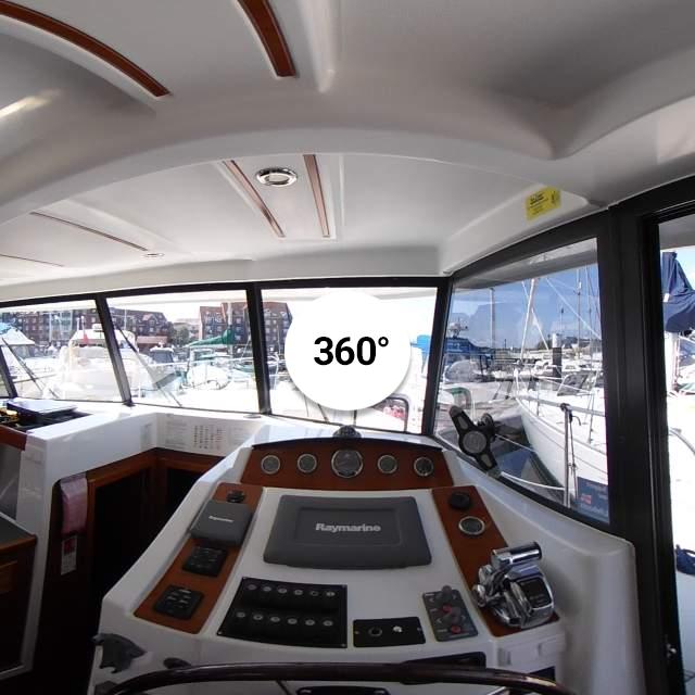 Helm inboard_position