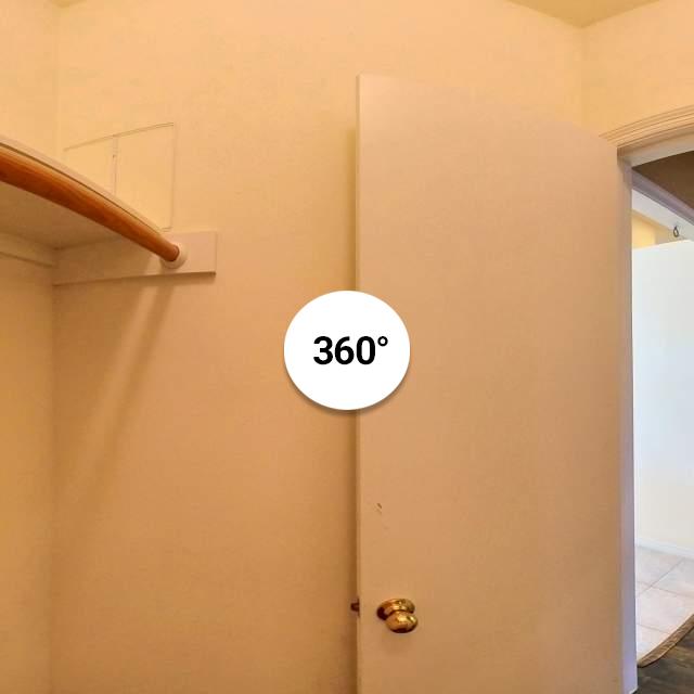 Closet side 1