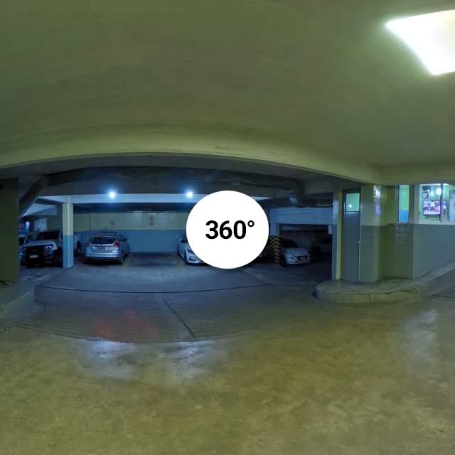 Acceso cochera 02