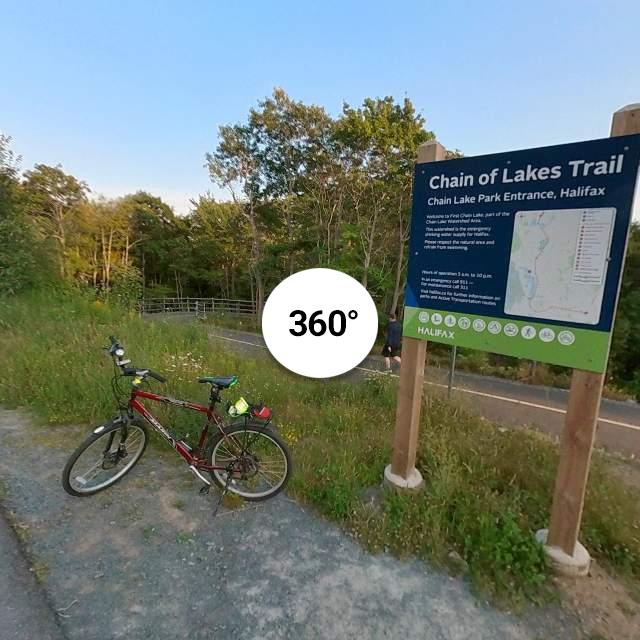 Park Trail. The Chain Of Lakes Trail in Halifax, Nova Scotia....
