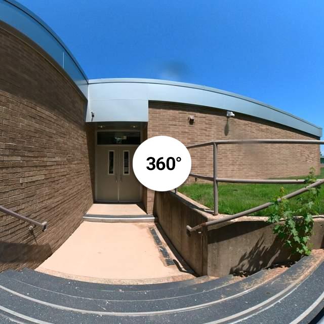 Door 12 Whs- 20220802_1479