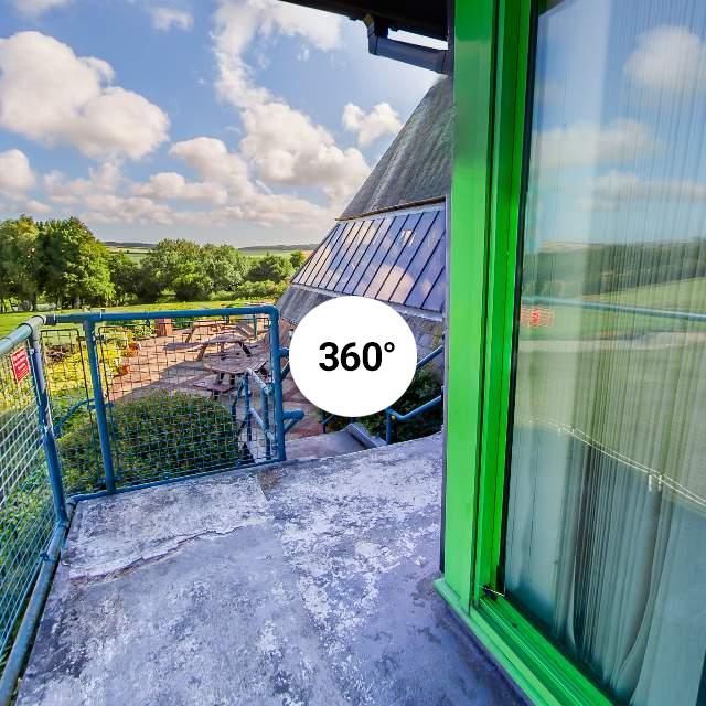 Balcony 9-100 panorama
