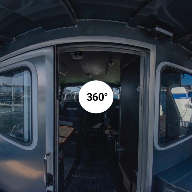 The Dewskey II is a 31' Seahawk Offshore SXL