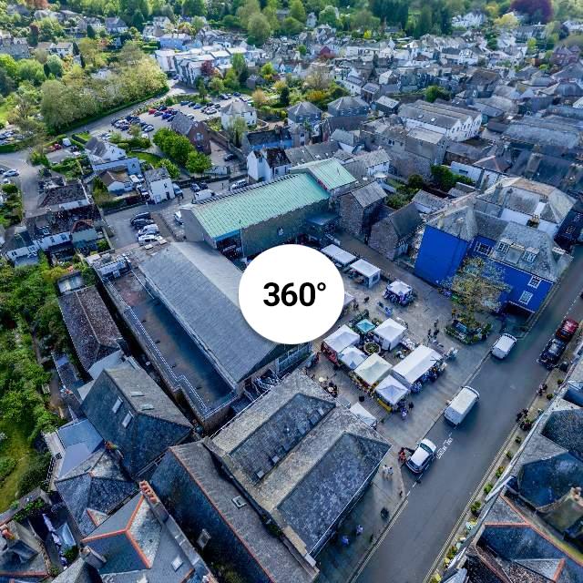 Totnes Market operates every Friday and Saturday on the Market...